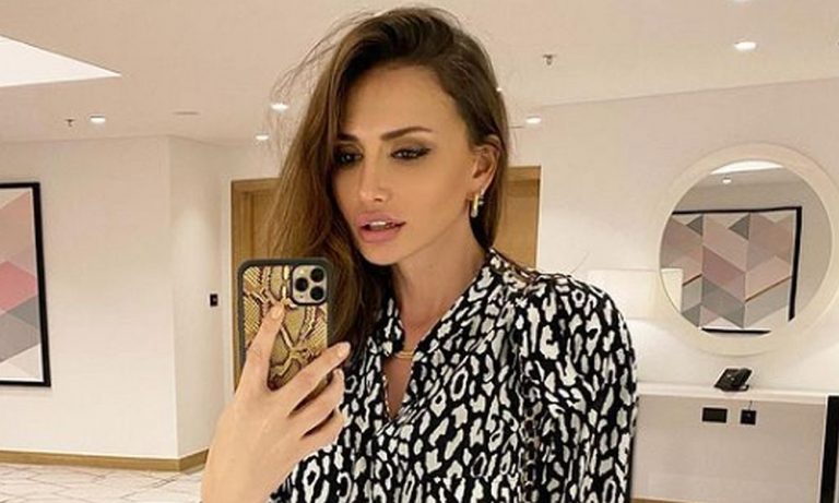 POSLIJE TRI GODINE PONOVO U BEOGRADU Emina Jahović se ovako priprema za ...